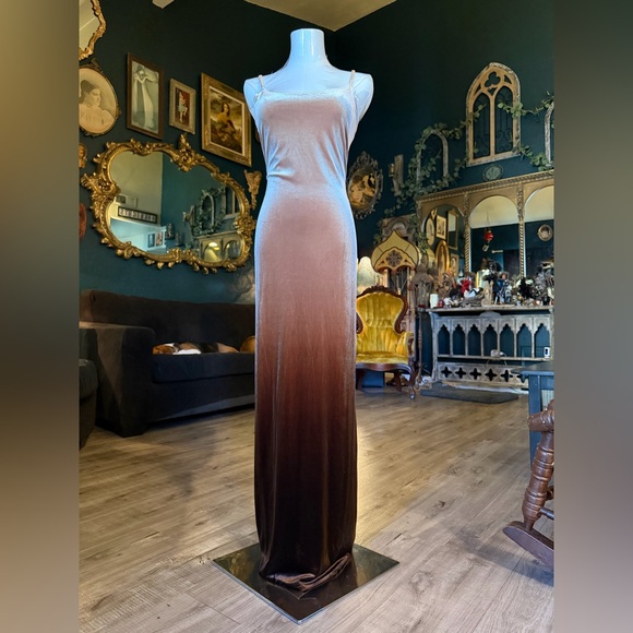 Onyx Nite | Dresses | Onyx Nite Vintage Y2k 9s Tan Brown Ombr Velvet ...
